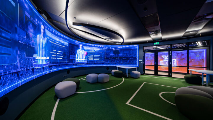 LED Signage Solutions - High-Quality LED Displays for Businesses ...