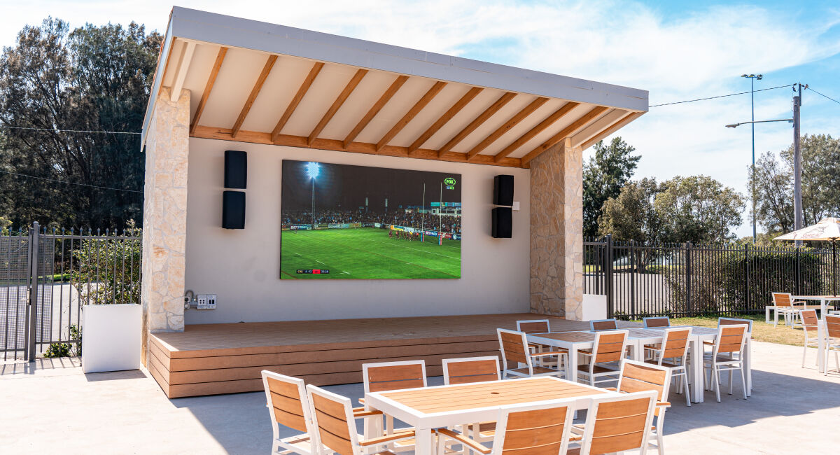 LED Signage Solutions - High-Quality LED Displays for Businesses ...