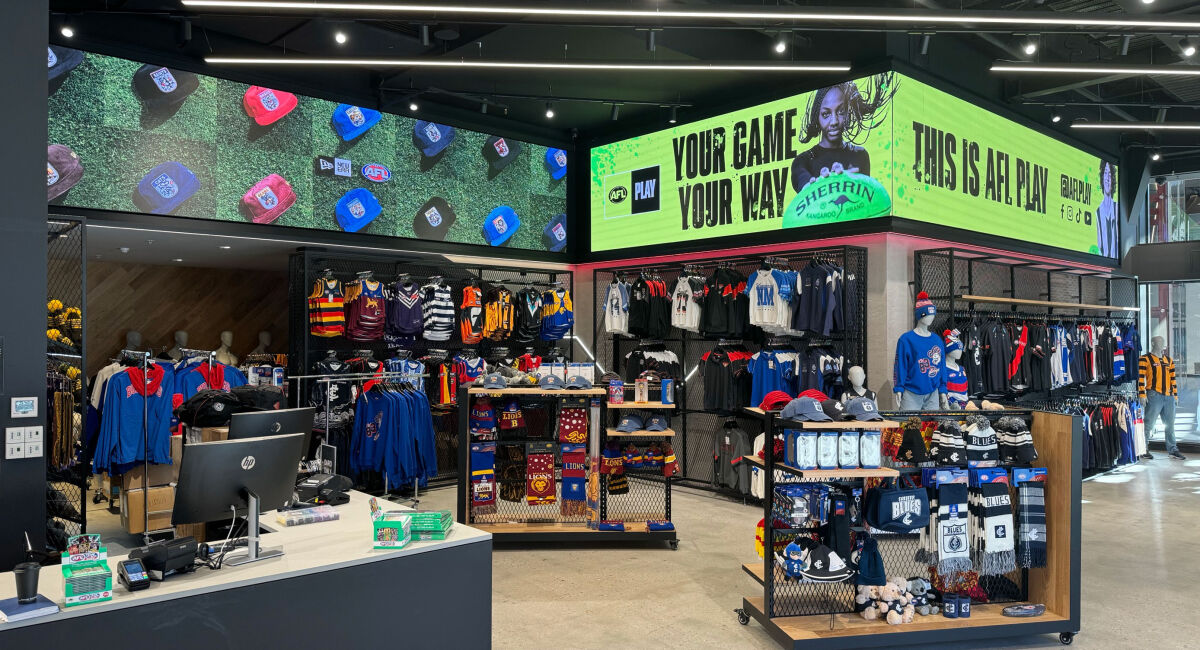 Retail LED Signage Solutions - Custom LED Screens for Stores - Sharp ...